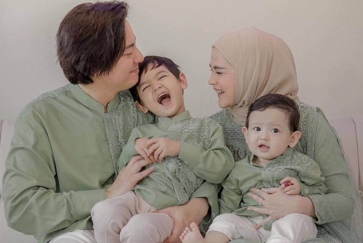5 Ide Pose Foto Keluarga saat Lebaran 2026 untuk di Outdoor, Pastinya ...