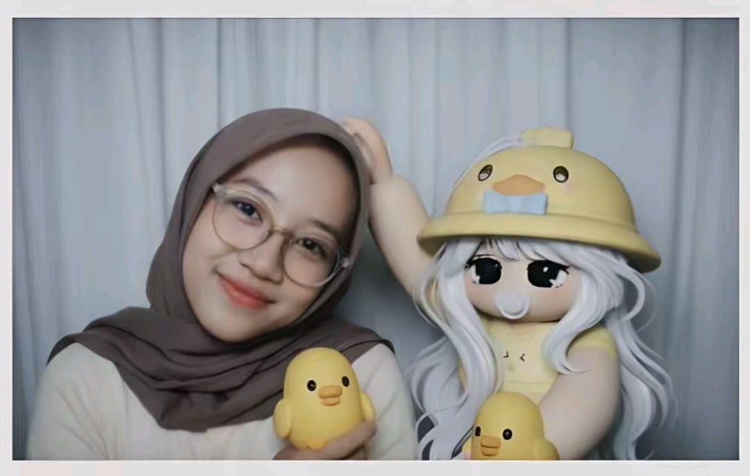 Unik Banget! Trik Foto Photobooth Bareng Avatar Roblox yang Lagi Viral ...